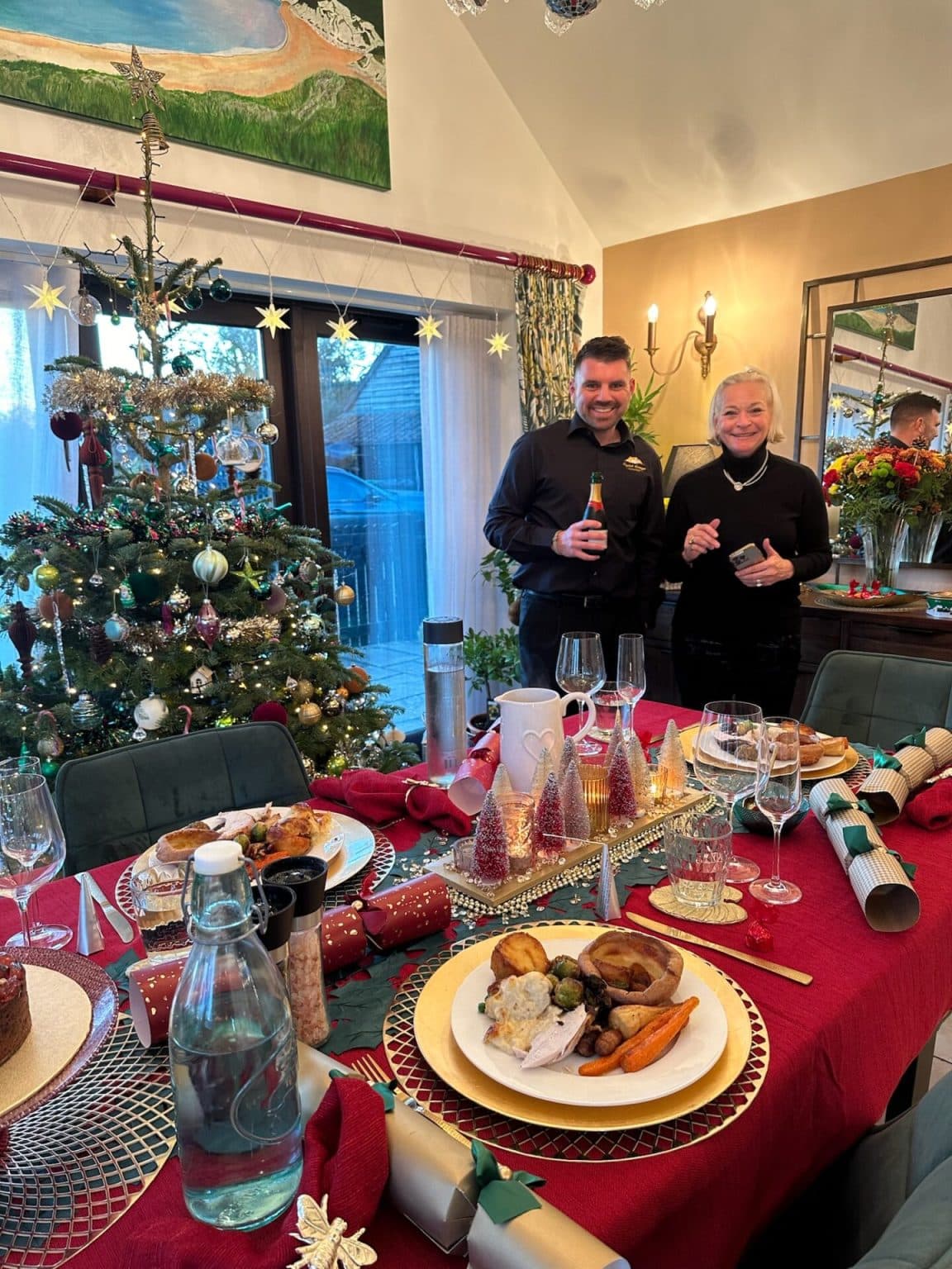 Festive Face-Off: 10 UK vs. US Christmas Differences Unveiled ...